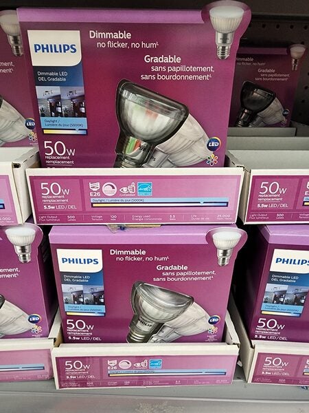 [Walmart] Philips 50w LED 3- pack 5000k- YMMV - RedFlagDeals.com Forums