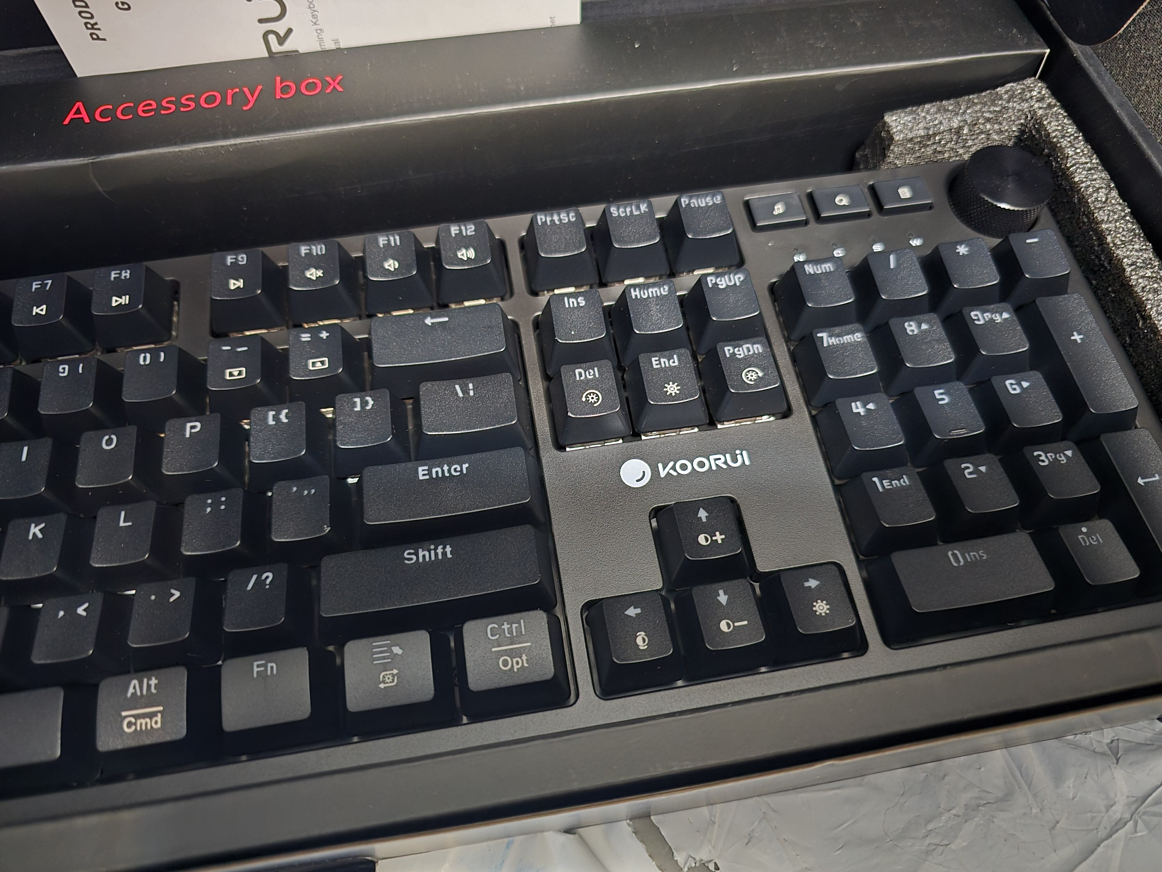 [Amazon.ca] KOORUI RGB Backlit hot swap Mechanical Keyboard Wired 104 ...