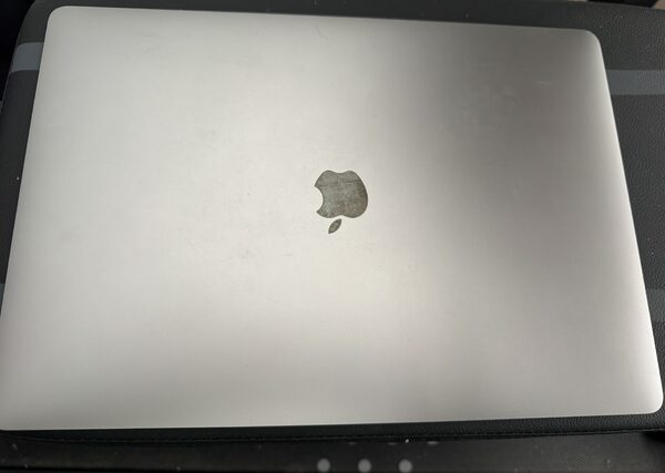 macbook pro i7 32GB 512GB space grey 16" 2019 for sale - RedFlagDeals ...